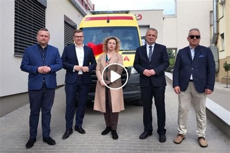 Nowa karetka dla bolesławieckiego szpitala powiatowego Bolesławiec
