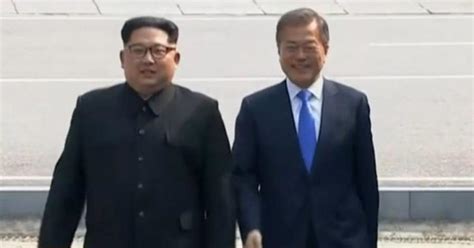 Korean Leaders Kim Jong Un Moon Jae In Meet For Historic Summit Cbs News