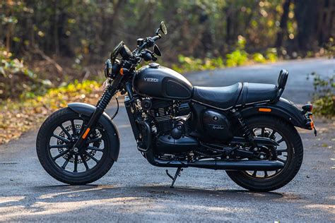 Yezdi Roadster First Ride Review BikeDekho