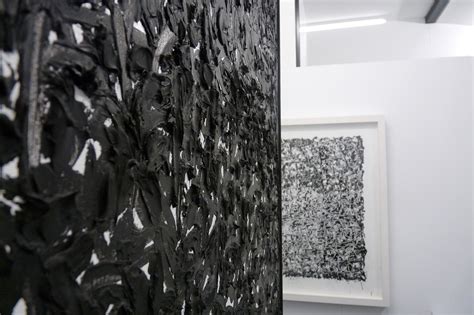 Vue Dexposition Loo Lou Gallery Loo Lou Gallery