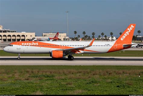 G UZME EasyJet Airbus A321 251NX Photo By Chris Camille ID 1368943