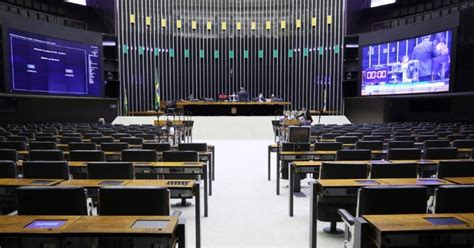 Confira quem são os 30 deputados federais eleitos pelo Paraná