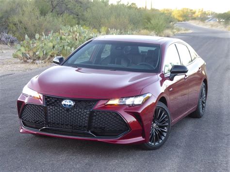 2021 Toyota Avalon Road Test And Review Autobytel