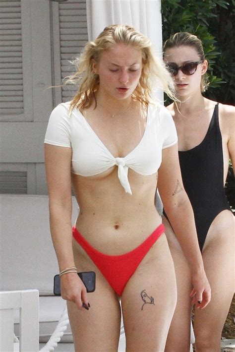Sophie Turner Camel Toe Telegraph