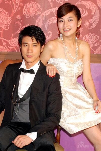 王力宏和Selina甜蜜对唱你是我心内的一首歌 金玉米 专注热门资讯视频