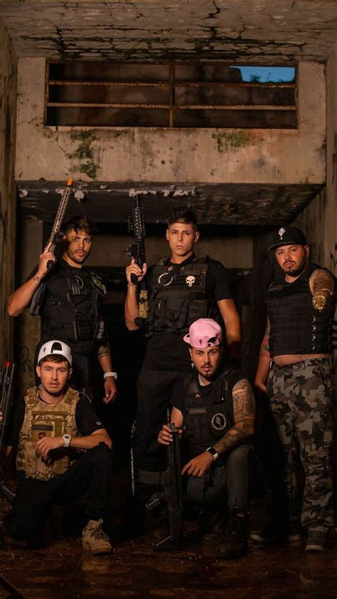 CAÇADORES DE LENDAS Renato garcia Renato Câmera de tirar foto