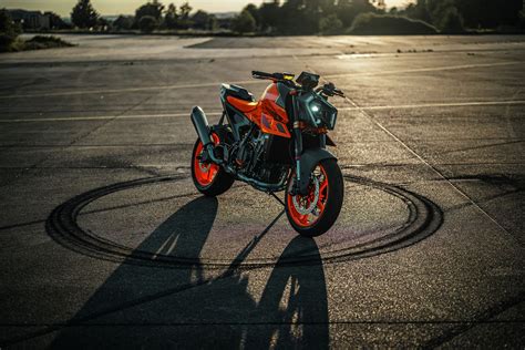 Nova Ktm Duke Anos Da Naked Austr Aca Motonews Andar De Moto