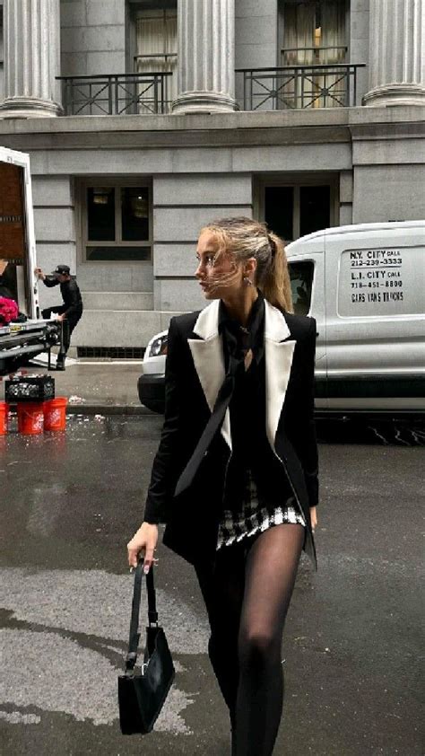 Pin By Fatma On Pines Creados Por Ti In 2024 London Fashion Week