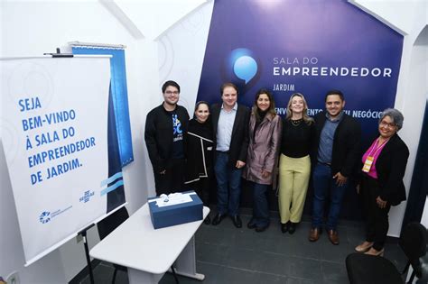 Em Jardim Sala do Empreendedor ganha novo layout e é reinaugurada pelo