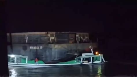 Kapal Tongkang Batu Bara Tabrak Kapal Kayu Di Sungai Mahakam 2