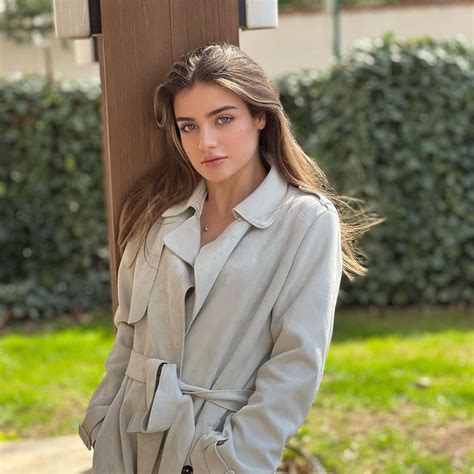Cine este Ana Bodea protagonista serialului Lia A absolvit Şcoala