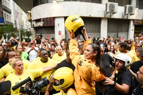 Moto Estreia Como Patrocinadora Oficial Dos Carnavais De Rua