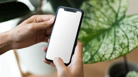 LCD HP Bergaris Dan Berkedip Begini Cara Mengatasinya