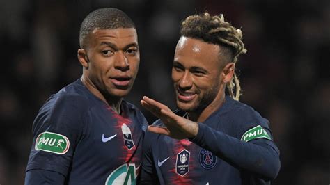 Mbappé et Neymar parmi les nommés pour le titre du meilleur joueur