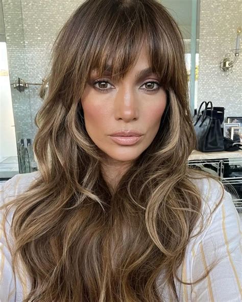 10 Cortes De Pelo Mariposa Con Flequillo Que Favorecen Especialmente