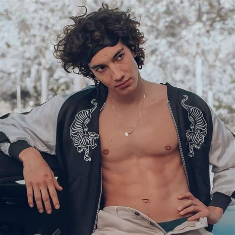 Pin De Nadine Bellott Em Elite Atrizes Atores