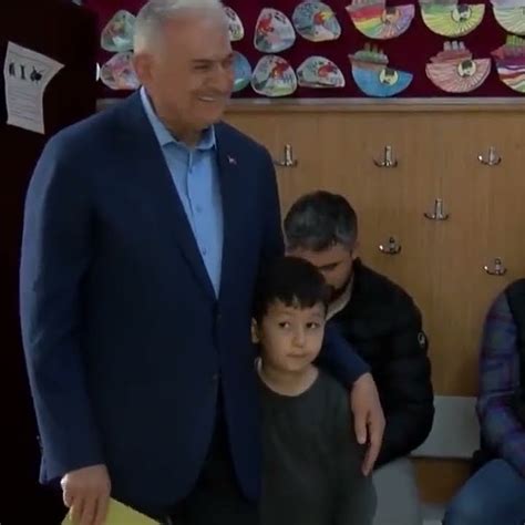 Binali Yıldırım eşine öyle bir şey söyledi ki YouTube