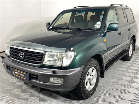 Toyota Land Cruiser 100 GX Petrol For Sale R 105 900 Carfind Co Za