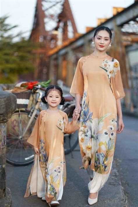 Pre Confezionato Vietnamita Tradizionale Ao Dai Ao Dai Viet Nam Abito