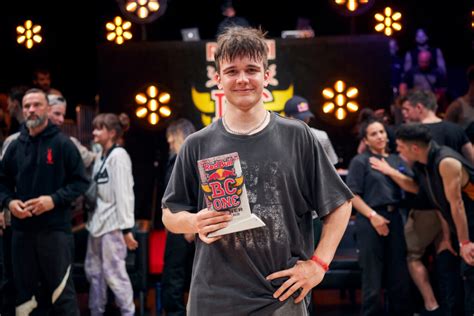 Wigor z dziką kartą na światowym Red Bull BC One w Paryżu Mobilizacja