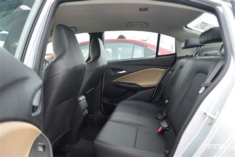 Chevrolet Onix 2021 en México Opiniones fotos y precios
