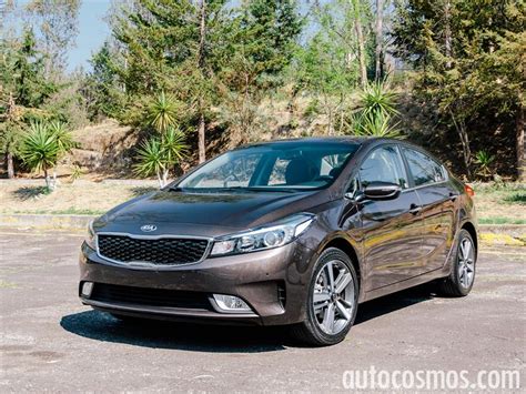 KIA Forte 2017 llega a México desde 241 600 pesos