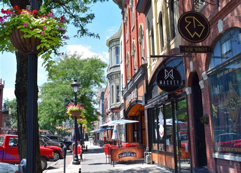 Charming Small Towns In Pennsylvania You Might Just Want To Move To