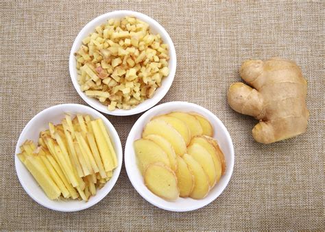 How Best To Skin Peel And Cut Ginger Clean Green Simple