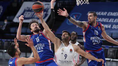 Segunda paliza del Efes al Real Madrid en dos días que deja a los