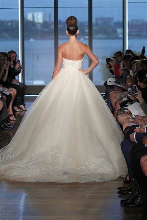 Classic Strapless Wedding Dress