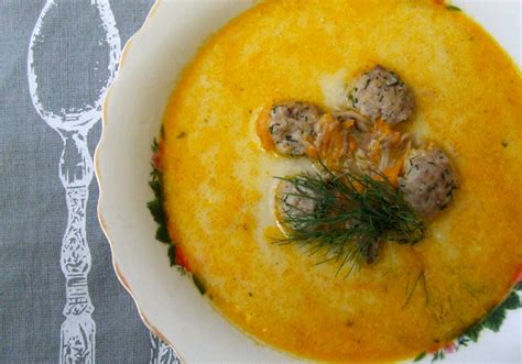 Kremowa Zupa Pieczarkowo Marchewkowa Z Pulpecikami Doradcasmaku Pl