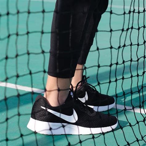 Venta Nike Clasicas Negras Mujer En Stock
