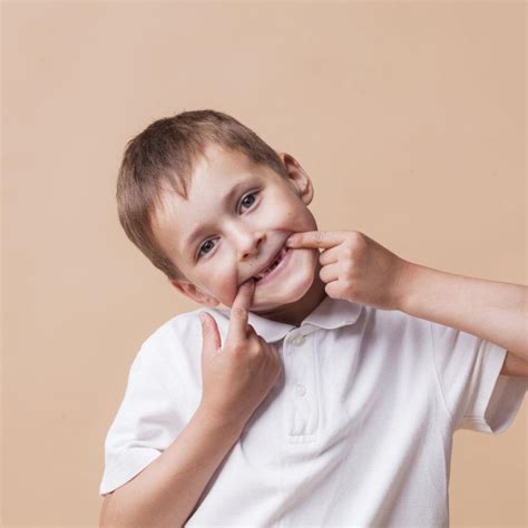 Qué Hacer Si a tu Hijo se le ha Caído un Diente de Leche y no Aparece
