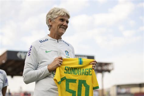 Futebol Feminino 12 atletas paulistas Seleção Brasileira é