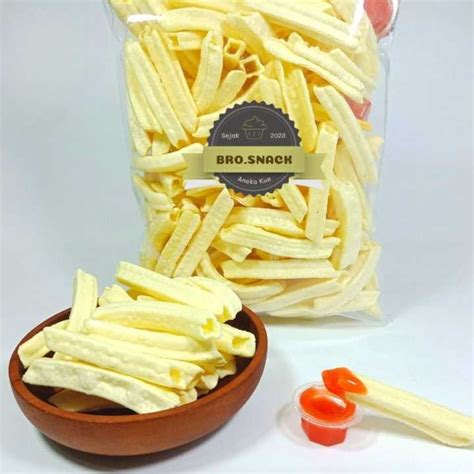 KENTANG GORENG FRENCH FRIES 2000 DENGAN SAOS SAMBAL COLEK 9 GRAM SNACK