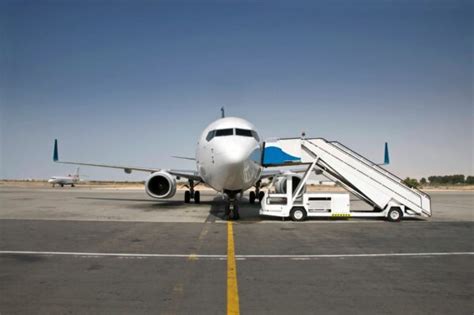 Chocan dos aviones en la pista del aeropuerto de la Ciudad de México