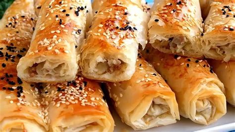 Sodalı kıymalı yufka böreği tarifi Sodayla kabartın yumurtayla kızartın