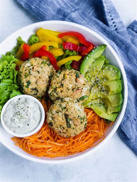Esse Hambúrguer Vegano de Grão de Bico e Amendoim tem um sabor