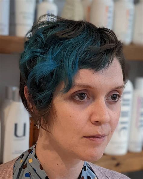 Karen Haircuts Avoid These 15 Hated Styles HairstyleCamp