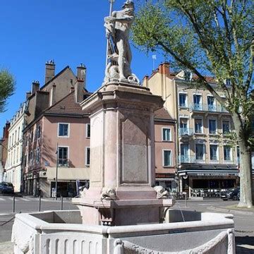 Combien de fontaines puits et lavoirs classés en Saône et Loire