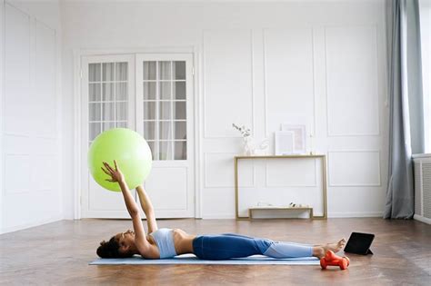 Los Beneficios De Hacer Pilates Con Fitball Foto 10