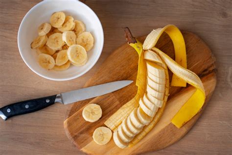 5 usos da casca de banana para você parar de jogar fora