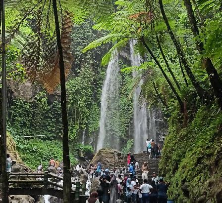 Keindahan Air Terjun Jumog Pengalaman Wisata Ekstrem Di Tawangmangu