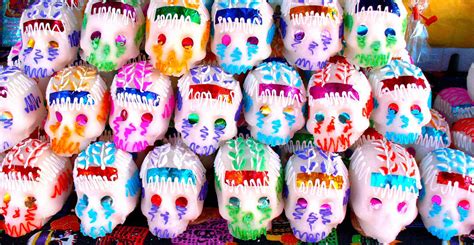 El altar de Día de Muertos y sus valiosos alimentos Culinaria Mexicana