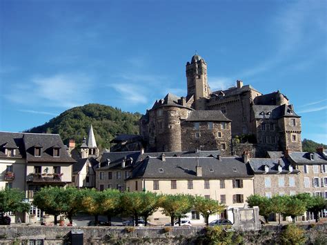 Estaing Lun Des Plus Beaux Villages De France En Aveyron