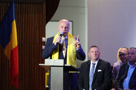 Partidul Social Democrat PSD solicită PNL să se delimiteze de