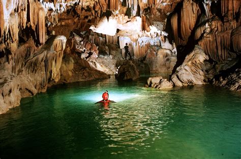 Phong Nha Smile Travel Tour Du Lịch khám phá Phong Nha Kẻ Bàng 3 ngày