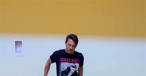 Juraj LOJ sa už tvrdo pripravuje na Lets Dance Odpadnete ako sa učí