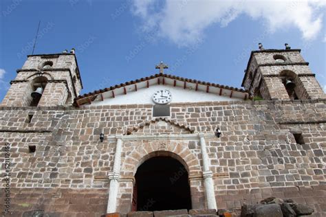 Cultura Inca Iglesia Antigua En Per Ayacucho Stock Photo Adobe Stock