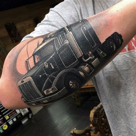 60 Truck Tattoos für Männer Vintage und Big Rig Ink Design Ideen
